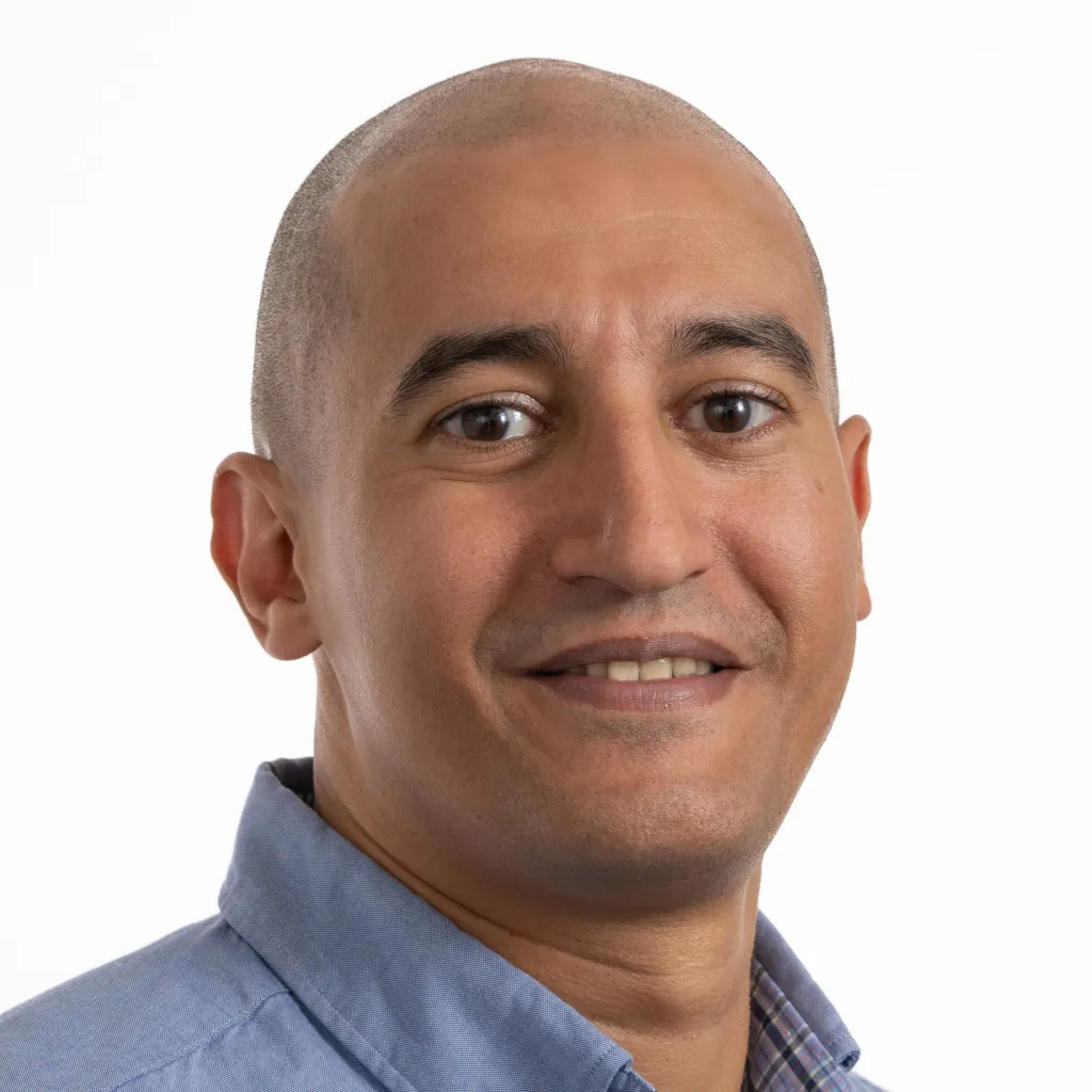 Dr Abdelaziz Beqqali | MRC/BHF CoRE in Advanced Cardiac Therapies